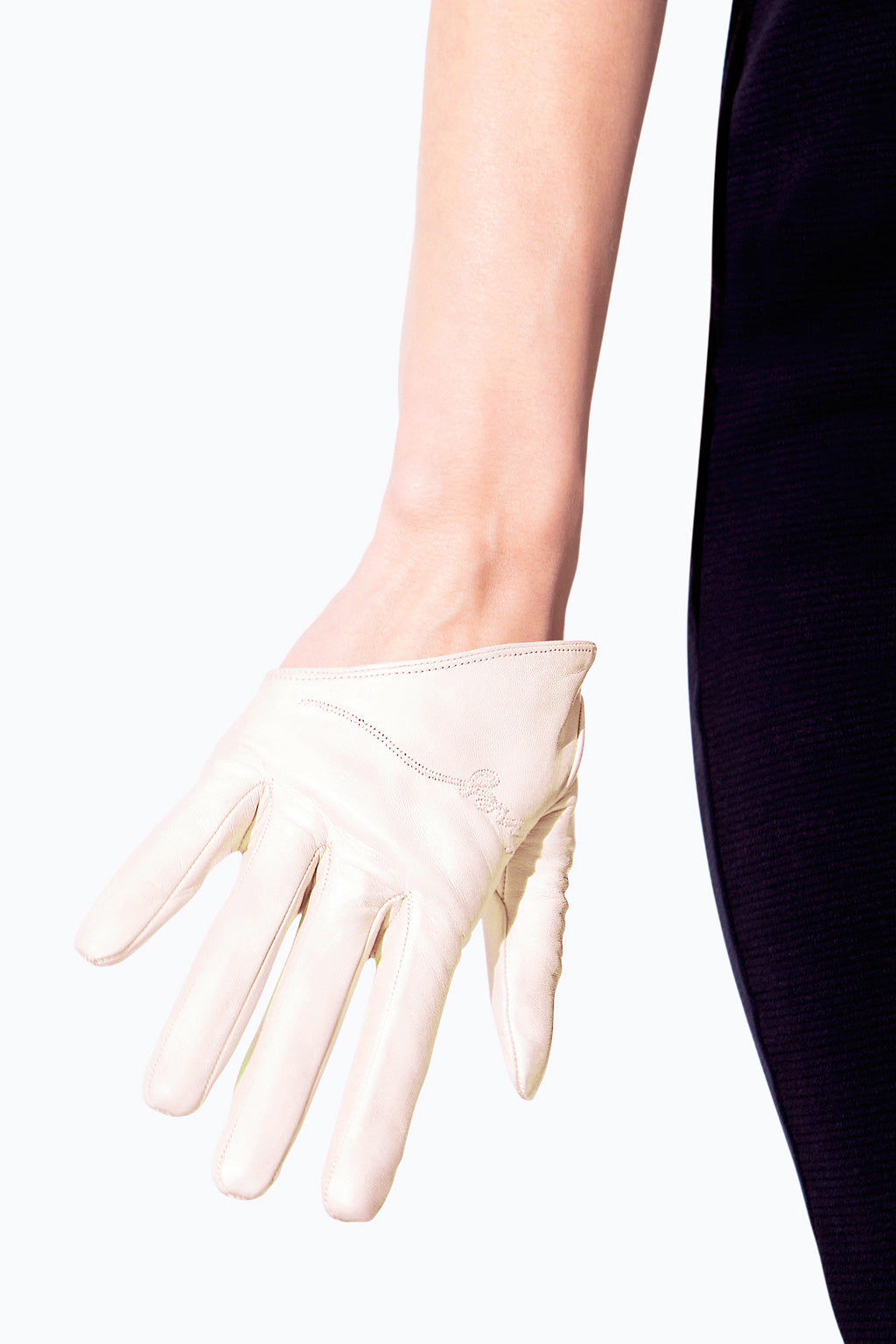 Classic Leather Gloves, redefined by Ines – Ines Gloves
